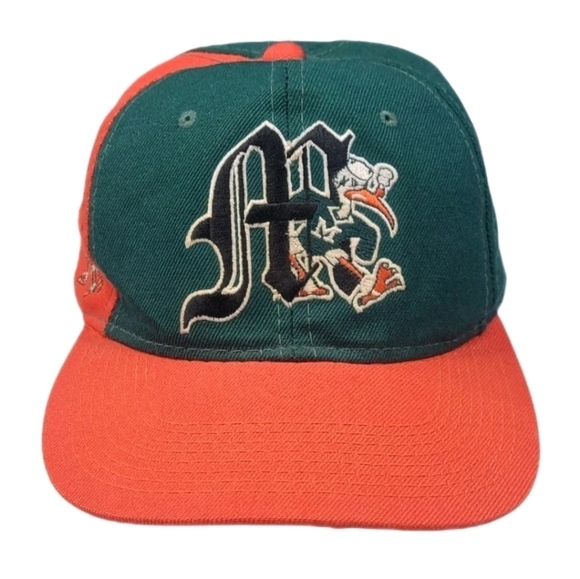 Sports Specialties | Accessories | Vintage Sports Specialties Miami ...